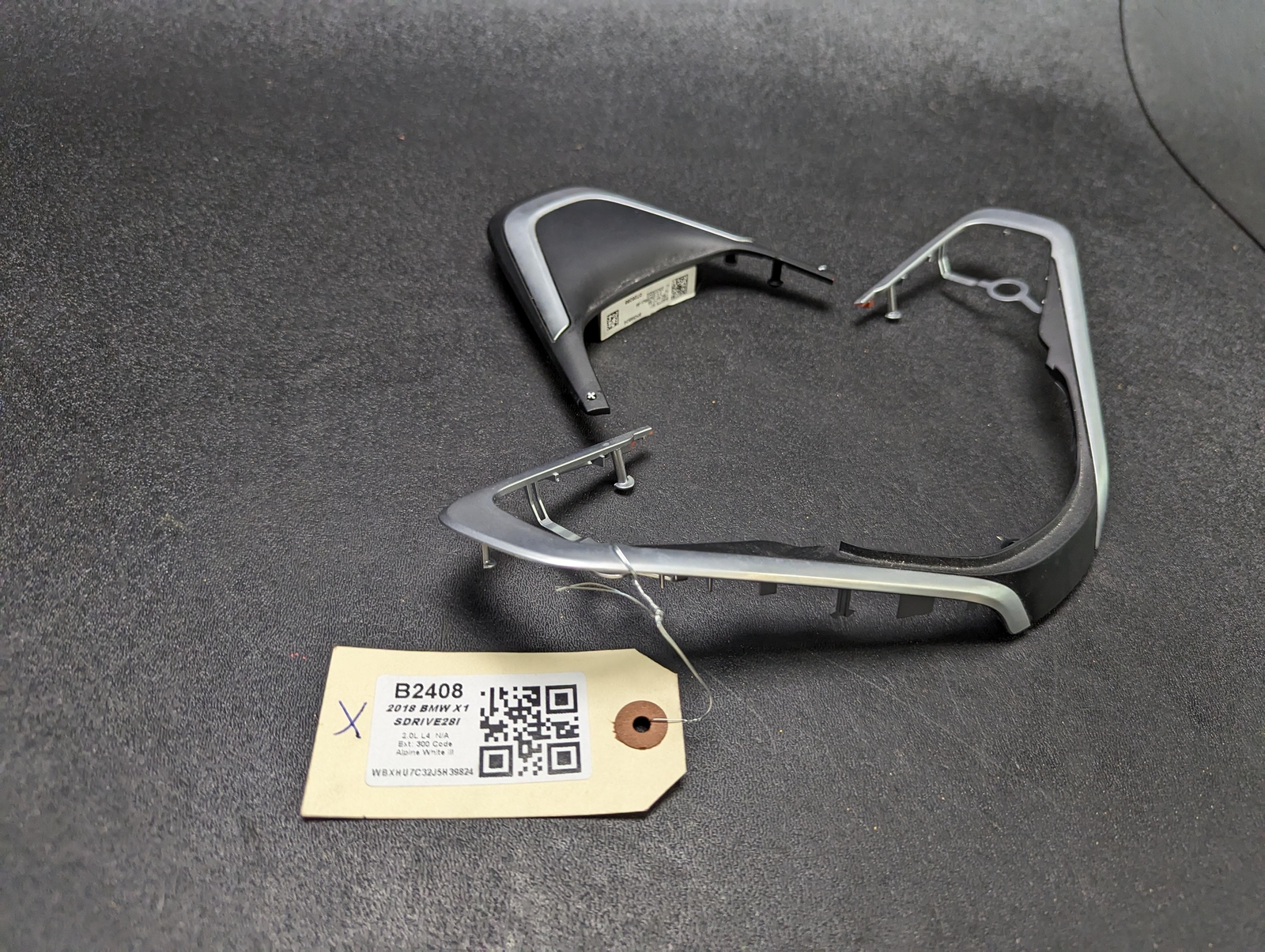 Steering Wheel Switch Bezel & Lower Cover 2018 BMW X1 32306872558 2016 ...