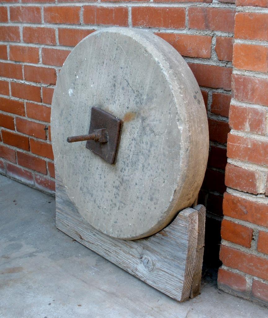 Vintage 24" Sandstone Grindstone Blacksmith Grinding Millstone ...