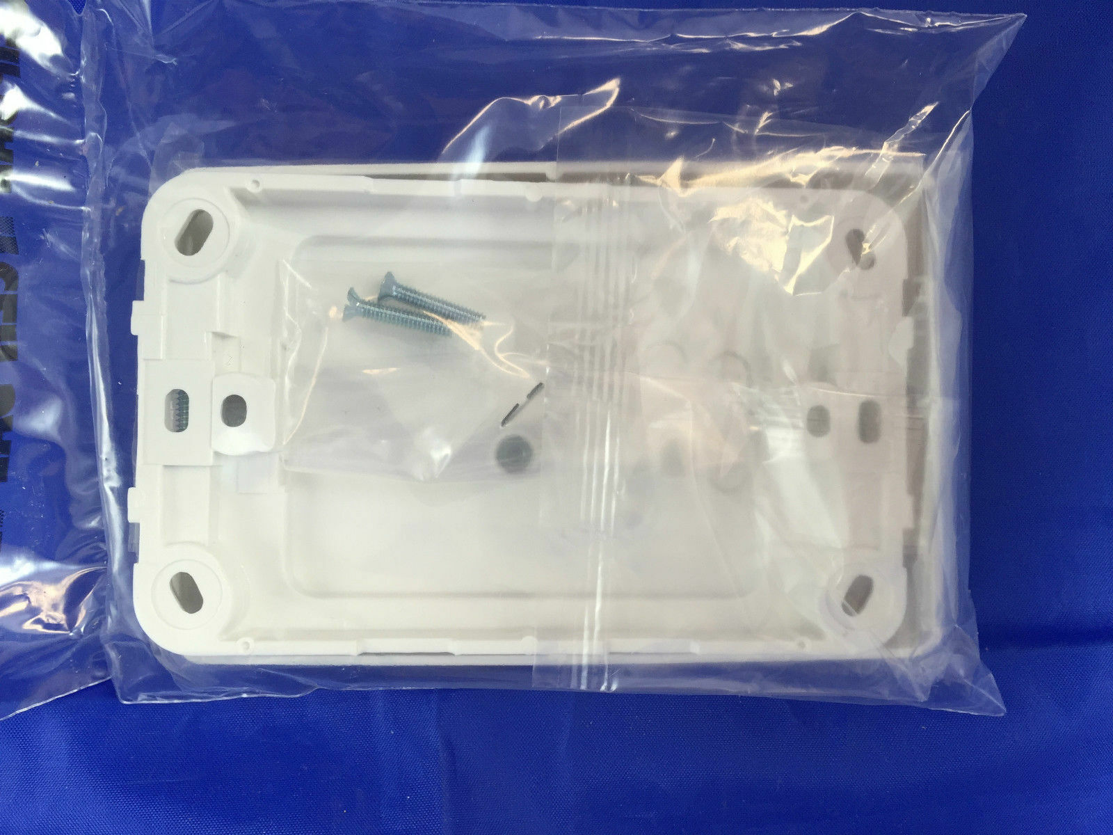 CLIPSAL 2031VTO Telephone Outlets Mounting Flush Plate 116 x 75mm - x10 ...