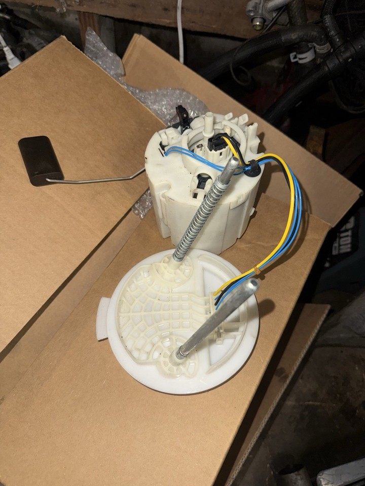 21 DODGE CHARGER SCAT PACK 6.4L FUEL PUMP ASSEMBLY LEFT DRIVER ...