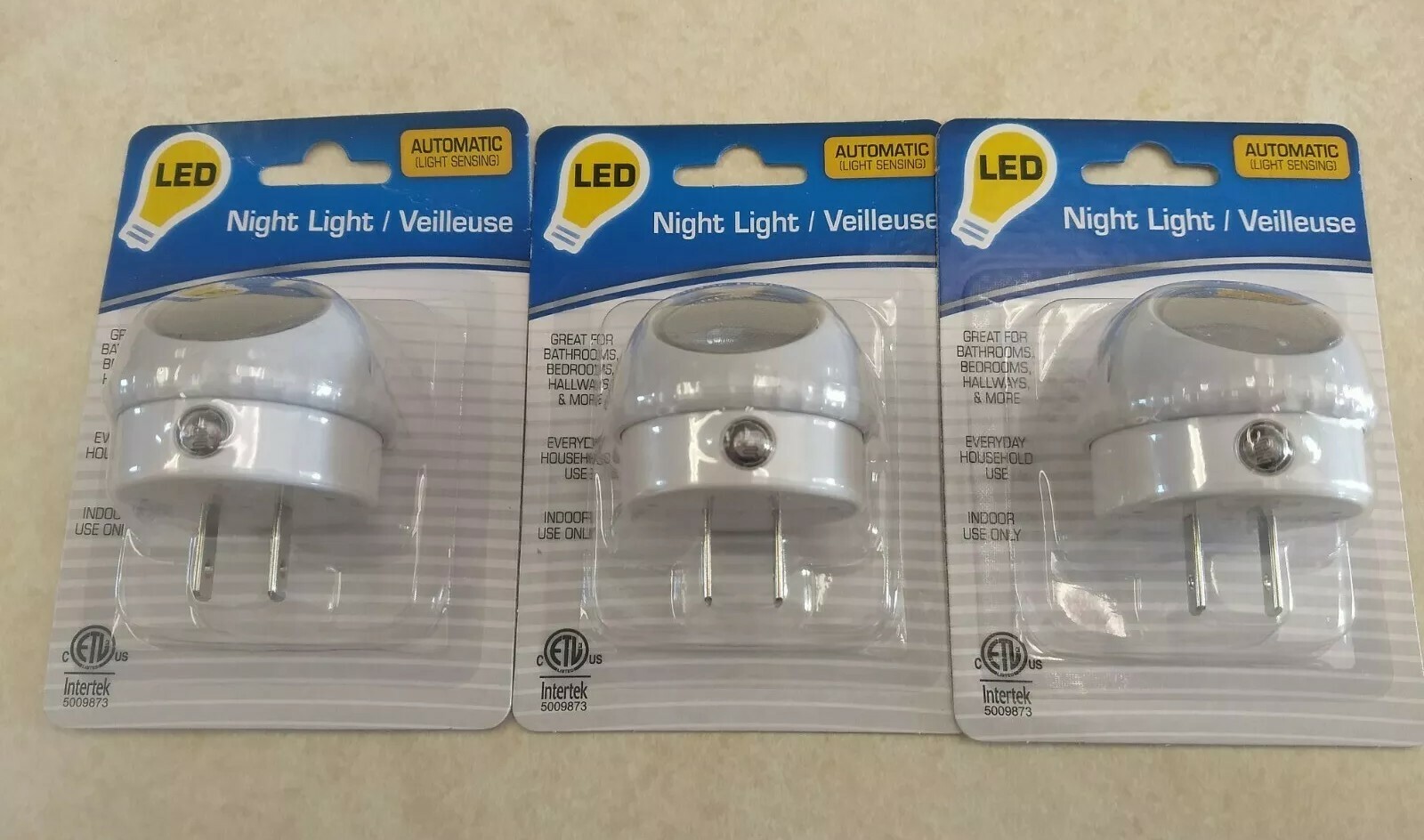 3 Pack Pk Intertek Night Lights * PLUG IN * BRAND NEW AUTO ON LIGHT ...