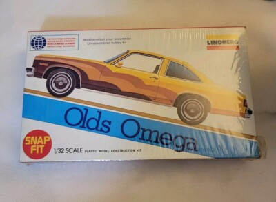 1977 Olds Omega Snap Fit 1:32 Model Kit / Lindberg (1976) | eBay