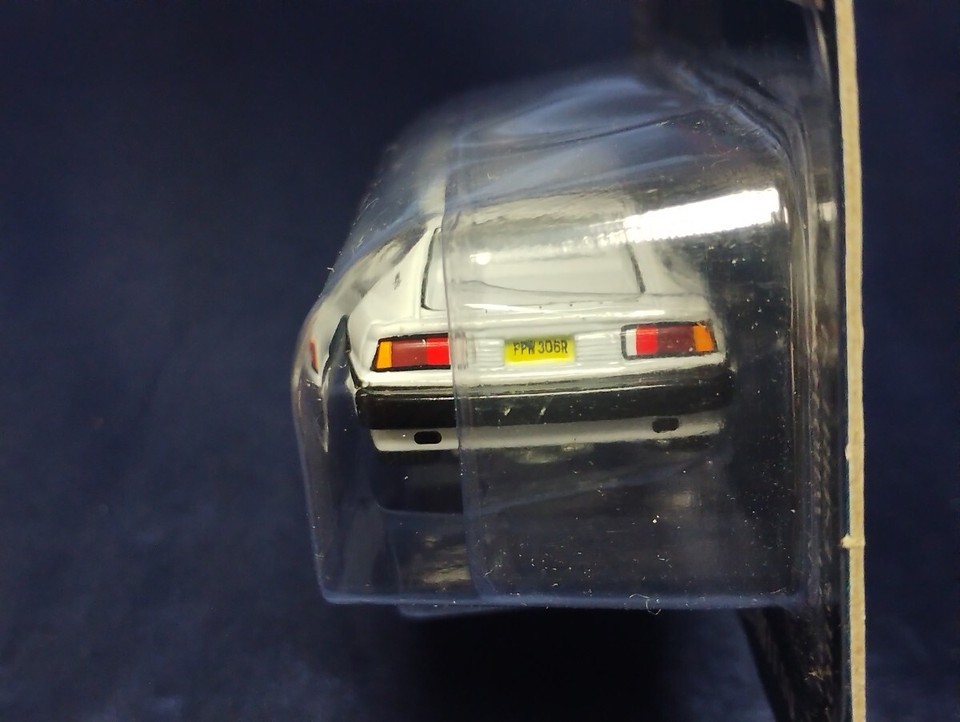 Johnny Lightning 1/64 1976 Lotus Esprit Series 1 JOHNNY LIGHTNING Lotus ...