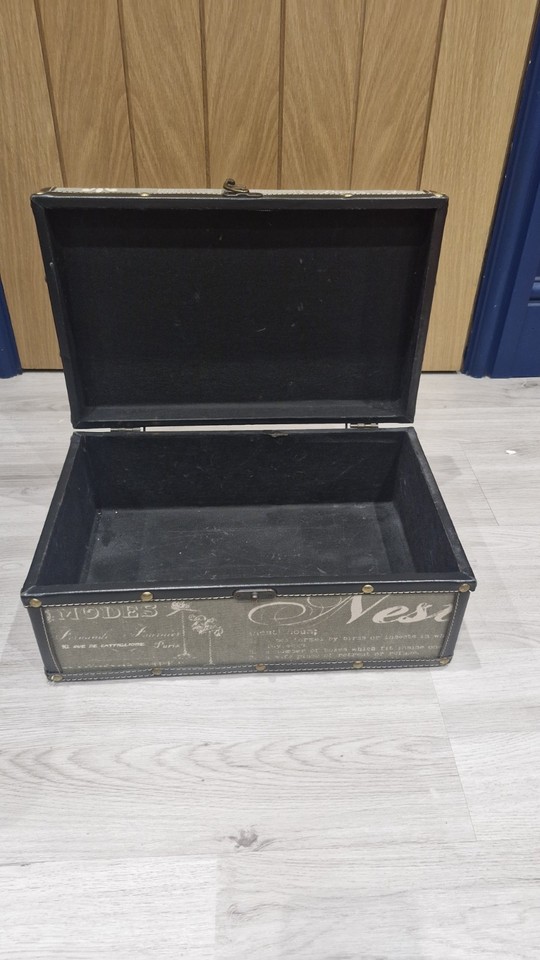 Lovely Shabby Chic / Vintage Style Wooden Trunk/Chest Storage Box | eBay UK