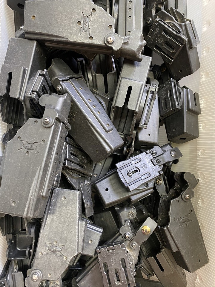 Lot of 25 Blade-Tech X26 Taser Holsters Blade Tech Duty Police Holder ...