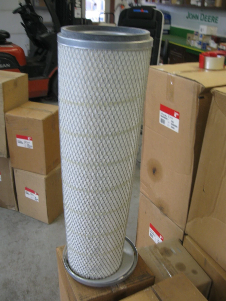 AF4058: Fleetguard Primary Air Filter