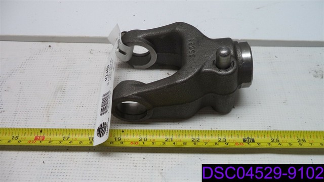 Weasler 35n Series Tractor Yoke 102-3506 1-3/8 X6 Spline Quick Detach ...