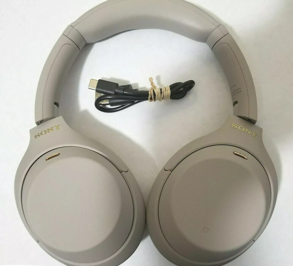 Sony WH-1000XM4 Wireless Noise-Cancelling Over-the-Ear Headphones ...