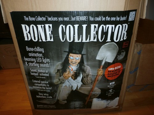 Tekky Animated Bone Collector Crouching Grave Digger Halloween ...