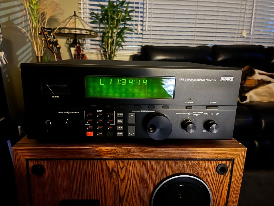Drake R8 Shortwave AM FM CW RTTY SSB Ham Radio Receiver R8 Custom Dust ...