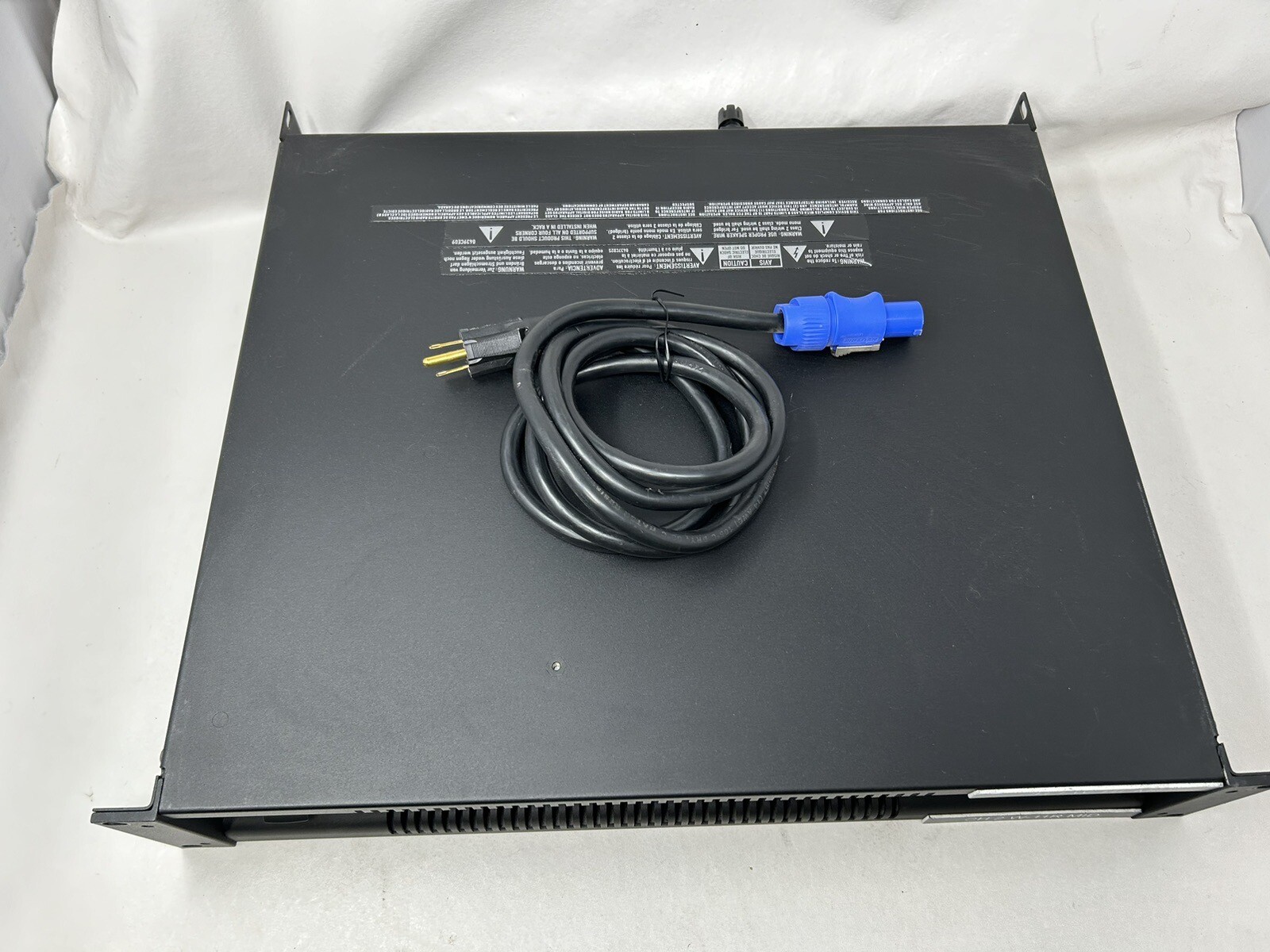 QSC PowerLight 3 Series PL340 2000W Professional Power Amplifier for ...