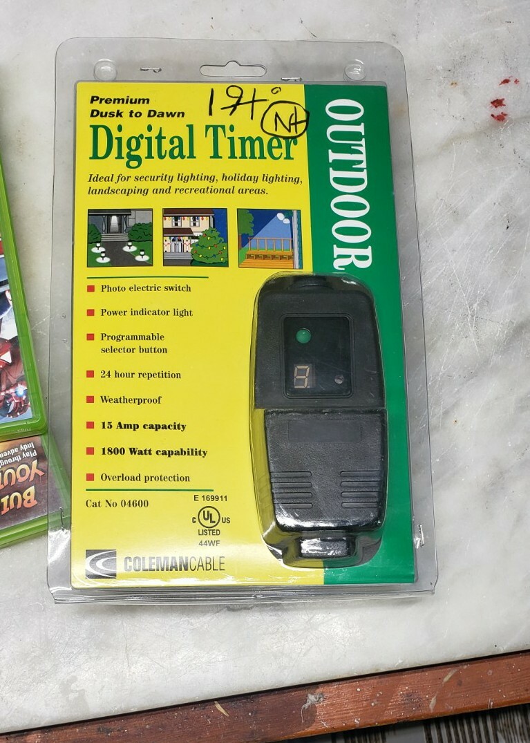 Coleman Cable Woods Electric Timer