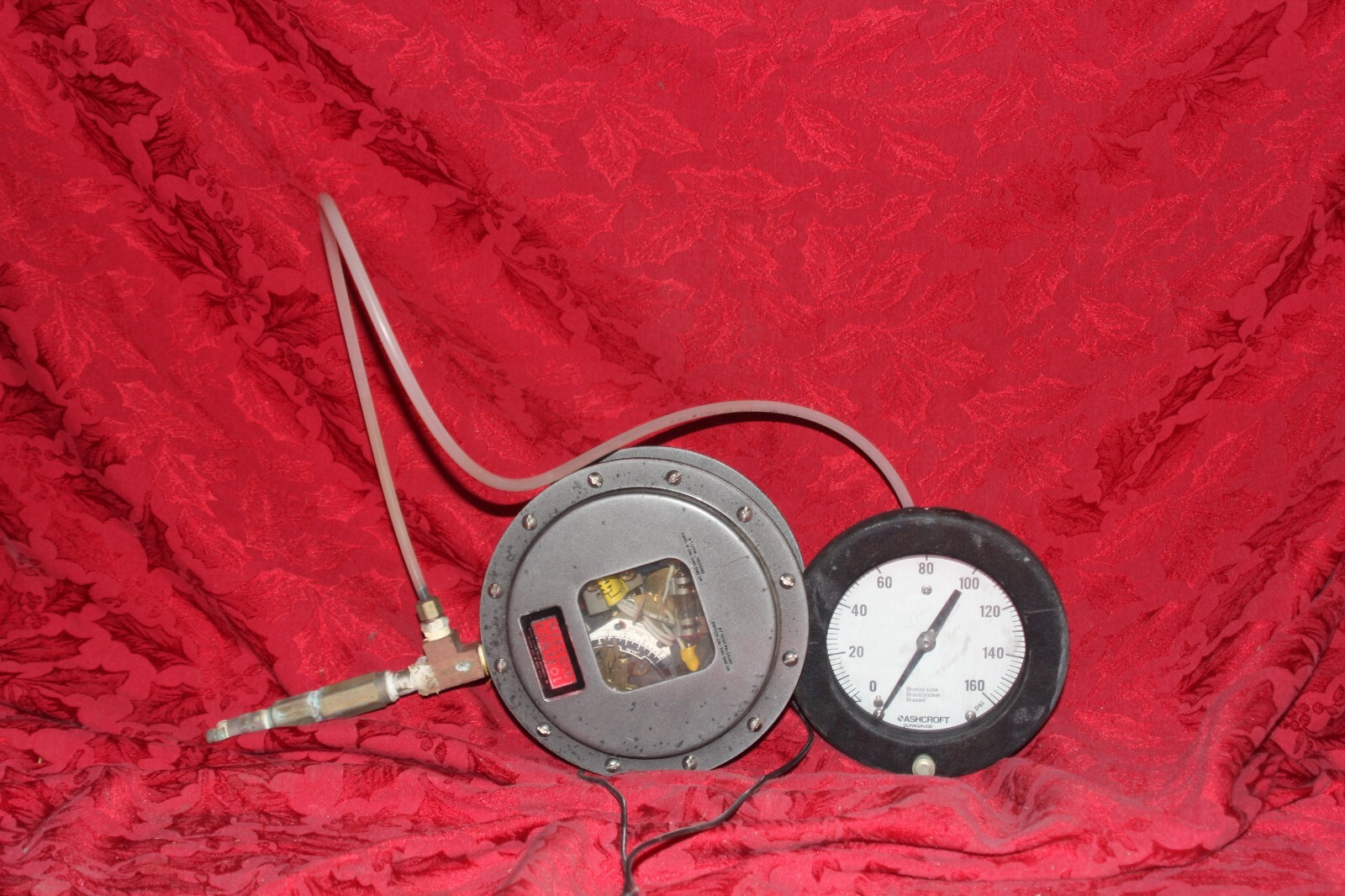 Mercoid Control DAW-33-153-6 Pressure Switch 5-150 PSIG Dwyer ...