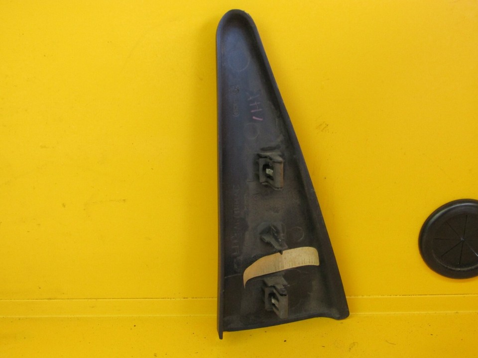 2001-2005 Chrysler PT Cruiser 2.4L OEM LH driver rear window trim | eBay