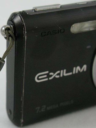 Casio Exilim 7.2 MP Black Digital Camera EX-Z70 | eBay