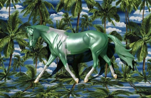NEW Breyer MERRY DANCER 2025 Christmas Surprise Shimmery GREEN New In ...