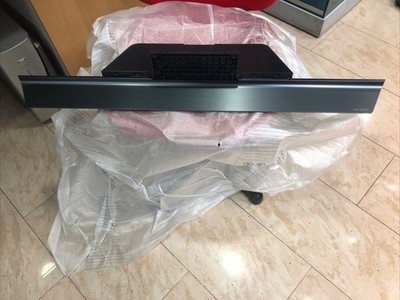 LG OLED 55CS6LA e 65CS6LA - OLED 55C e 65C Base supporto da tavolo ...