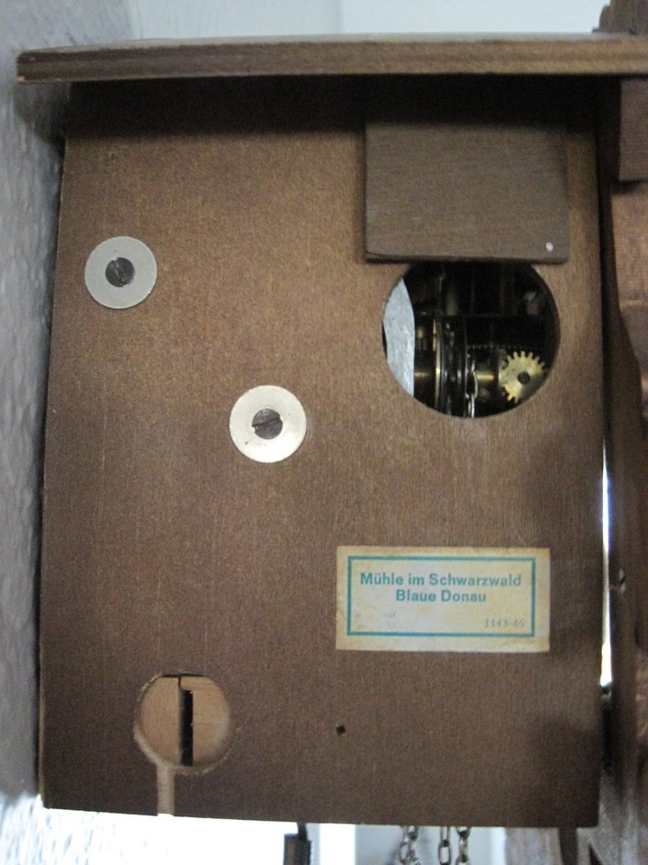 Vintage Hunter Cuckoo Clock w Dancers Black Forest Mill West Germany ...