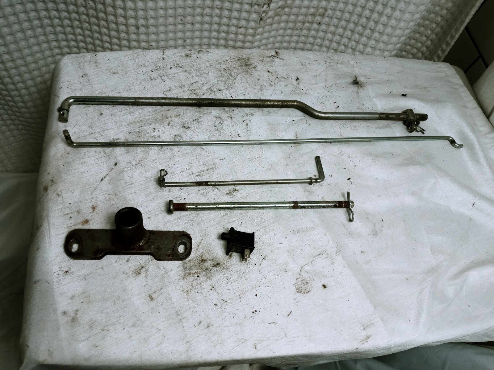 Snapper 7800952-00 Parts- Drive Rod, Steering Shaft Bearing-Part Info ...