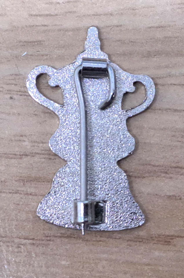 CARDIFF CITY FC: 2008 FA CUP FINAL WEMBLEY ENAMEL BADGE: SUPERB ITEM ...