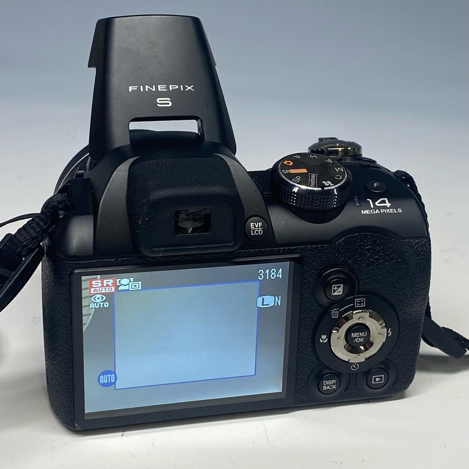 Fujifilm FinePix S4200 14MP 24X Digital Camera Black *GOOD/TESTED* W ...