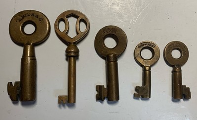 Lot Brass 5 Hollow Skeleton Keys 1 1/2 Inch To 2 1/2 Inch 4 With Names ...
