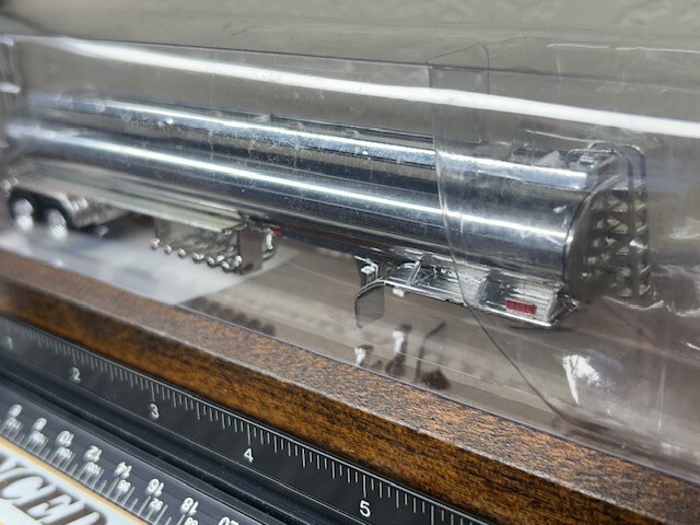 CHROME HEIL FUEL GAS SEMI TANKER TRAILER Only - HO Scale " HIGHLY ...