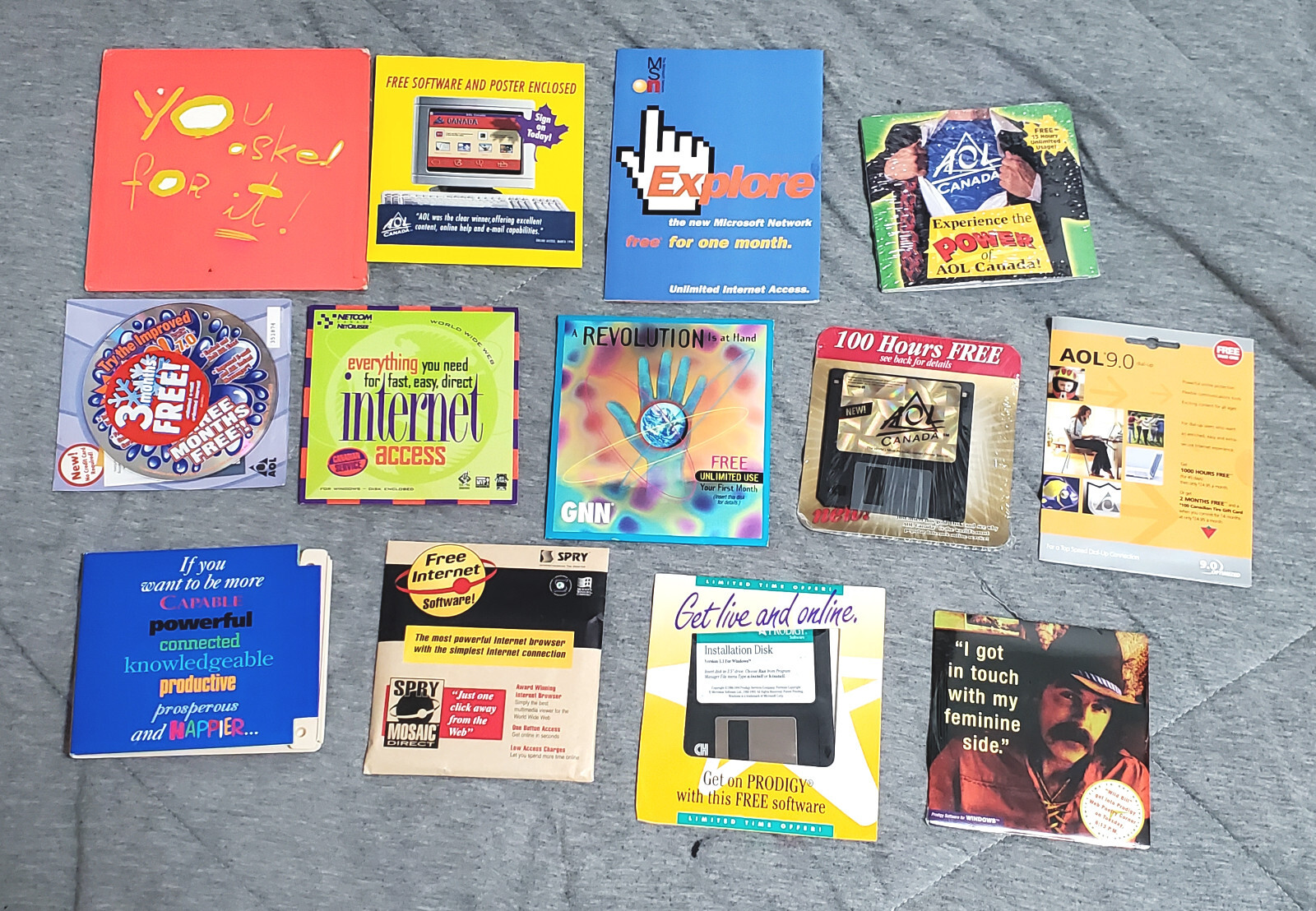 Lot of 13 vintage AOL, Prodigy, Genie offer discs - ISP - CD and floppy ...