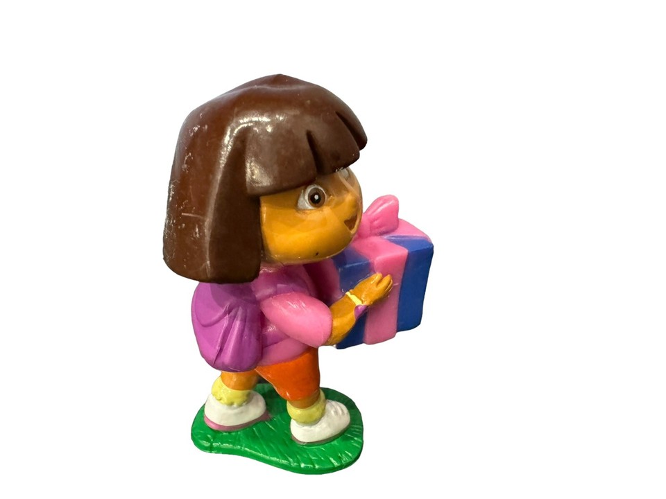 Dora The Explorer 2.5” PVC Figure With Present | eBay
