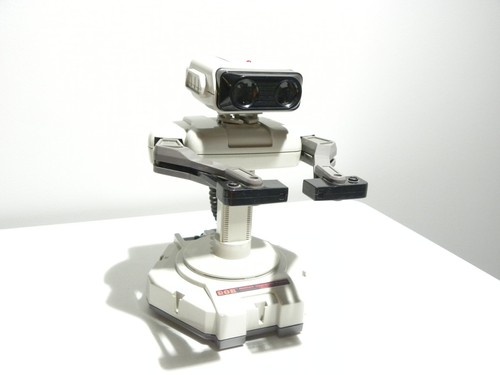 Original 1985 Nintendo NES ROB the Robot Only For Parts Or Repairs ...