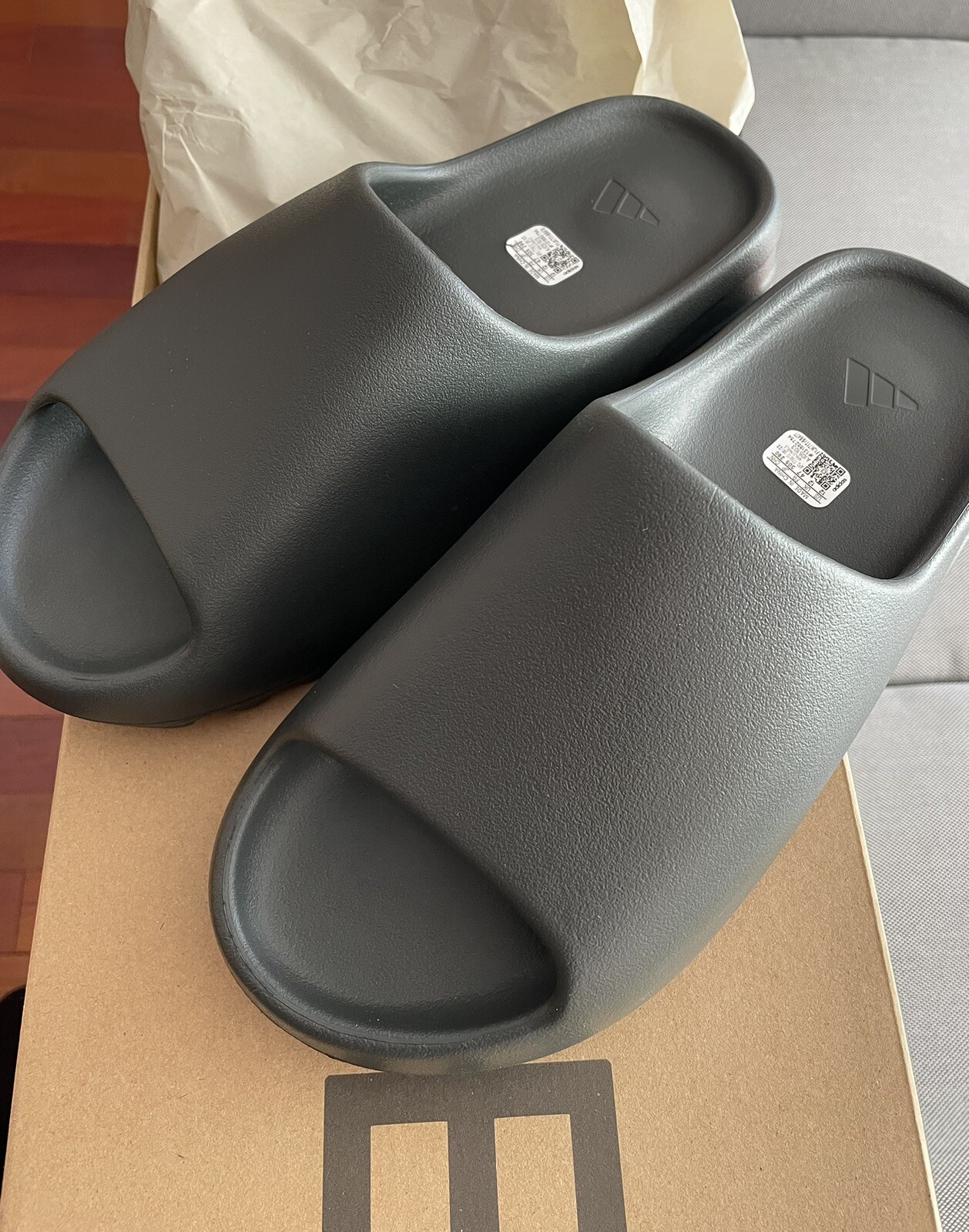 Adidas Yeezy Slide Dark Onyx Size 12 New In Box ID5103 | eBay