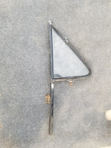 1980 - 1986 Ford Truck & Bronco Right Vent Window F100 F150 F250 F350 ...