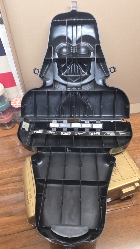 1980s Vintage Star Wars C-3PO & Darth Vader Action Figure Storage Cases ...