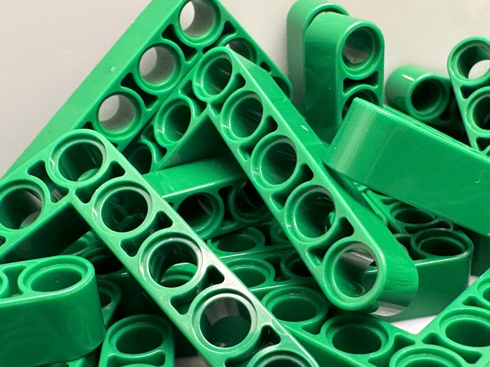 LEGO Technic Beam 3 x 5, Bent 90 Degrees No: 32526, 43886, Green, 20 ...
