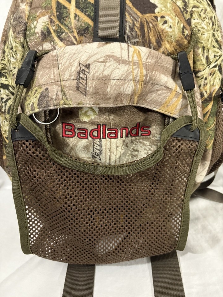 Badlands Hyper Hydro Pack Lightweight Day Pack | eBay