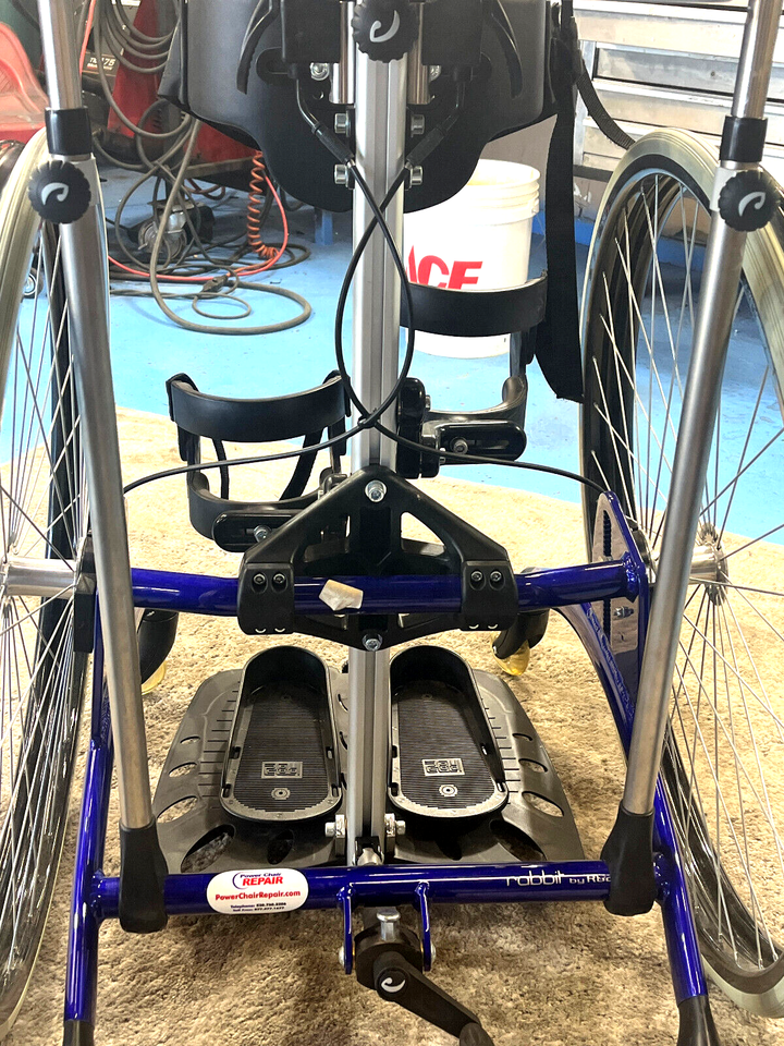 RABBIT R82 STANDER (size 3) | eBay