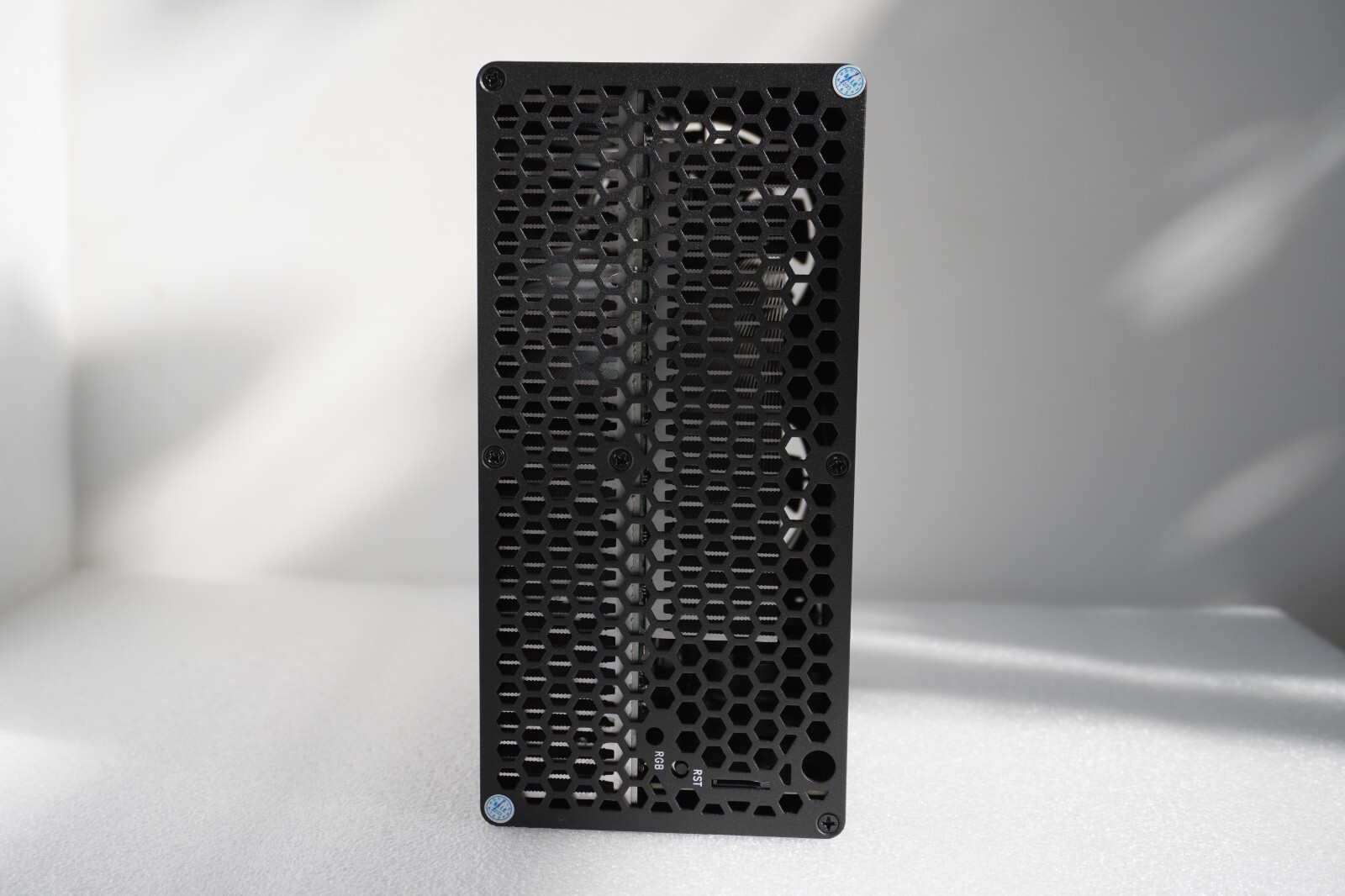 New Goldshell KA BOX PRO Kaspa Miner 1.6TH/s | Grelly USA