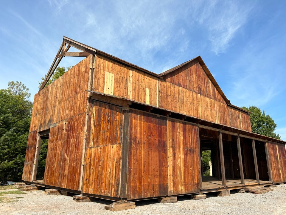 Wood & steel frame building with multiple uses | eBay