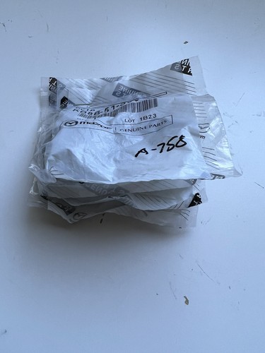 NEW SET OF 4 Genuine Mazda Rocker Molding Clips KB8B-51-SJ3 | eBay