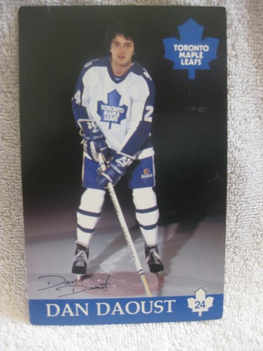 1982-83 Dan Daoust Toronto Maple Leafs hockey postcard very good shape ...
