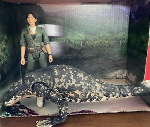 Primeval figures HELEN CUTTER & MER CREATURE (missing Leg) See Photo ...