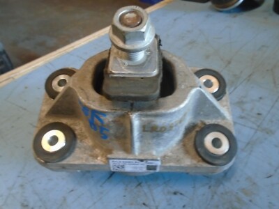 Discovery 5 l462 sport l494 3.0 tdv6 off side engine mount bracket ...