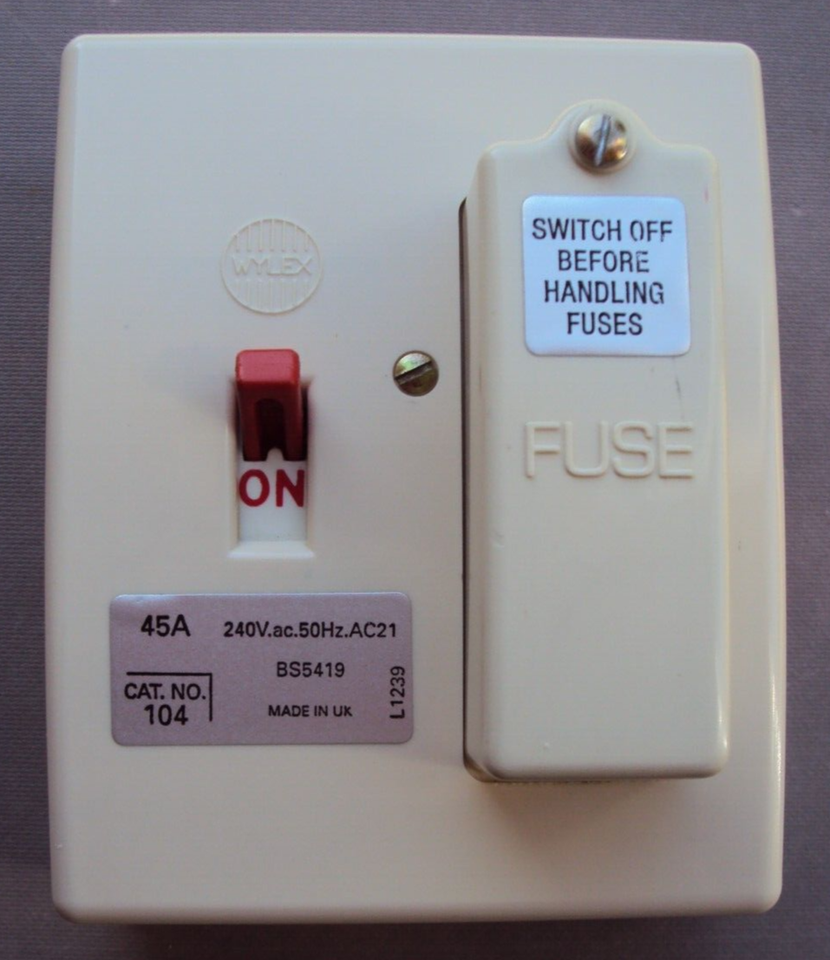 WYLEX 104 45A 1 WAY CONSUMER UNIT AC21 SWITCH FUSE BOX WITH 45 AMP FUSE ...