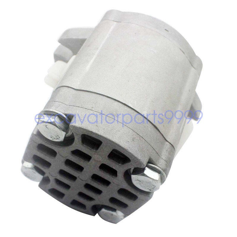 9217993 4181700 HPV116 HPV145 Pilot Gear Pump for Hitachi ZX110/120-3 ...