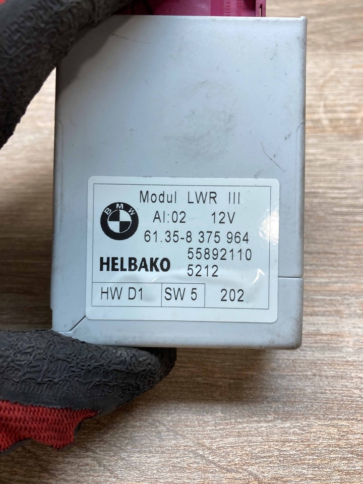 8375964 55892110 Helbako BMW E39 Serie Luce Bianca Modulo Unità ECU ...