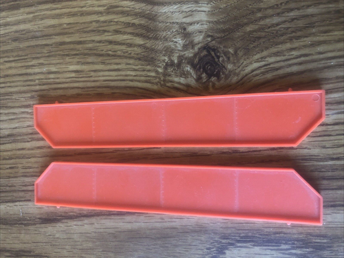 Two HO Atlas bridge girders for girder load. Both cast in orange ...