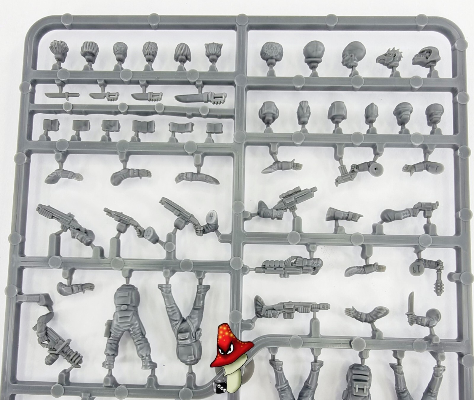 Stargrave female Mercenaries II North Star Miniatures 1 x sprue 5 x ...