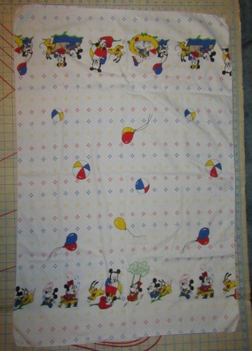 2 VTG 1984 Disney Receiving Blankets Baby Mickey Minnie Mouse Pluto ...