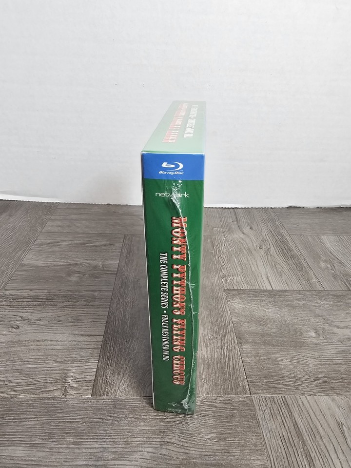 Monty Python's Flying Circus: The Complete Series [Blu-ray ...