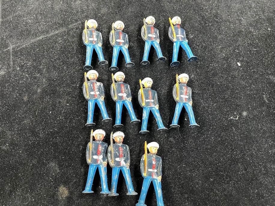 Vtg 11 Barclay & Manoil Dime Store Marching U.S. Marines Toy Soldiers ...